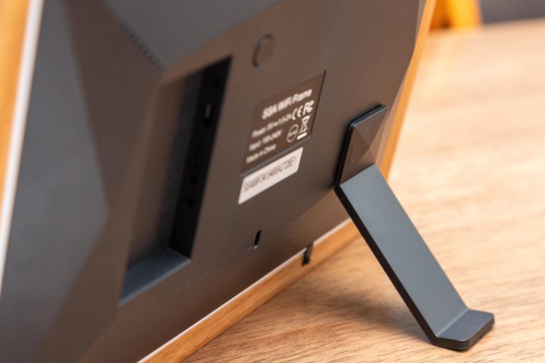 WiFiでスマホの写真を簡単にシェア！moonkaのデジタルフォトフレームをレビュー！ | まーとんブログ